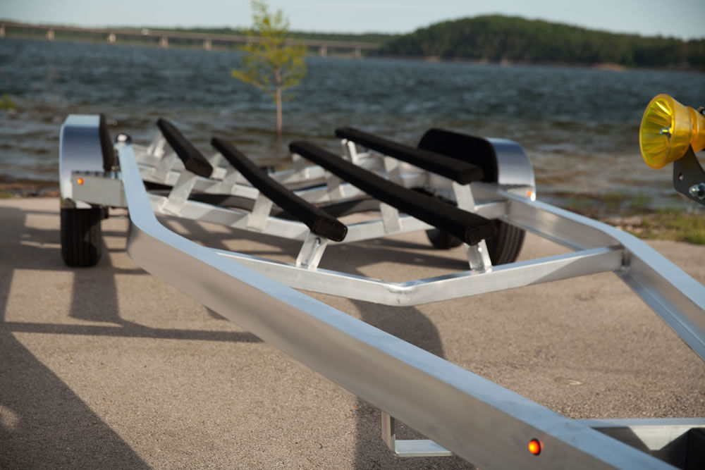 Road trailer - WAL 4500 Patented - EZ Loader - for boat