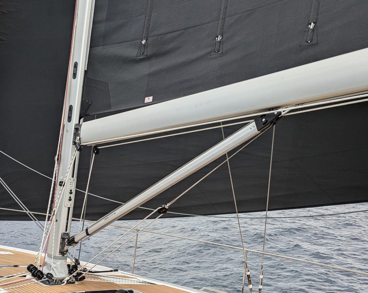 Rigid boom vang - Rodkicker 50 - SELDÉN MAST - hydraulic / for yacht