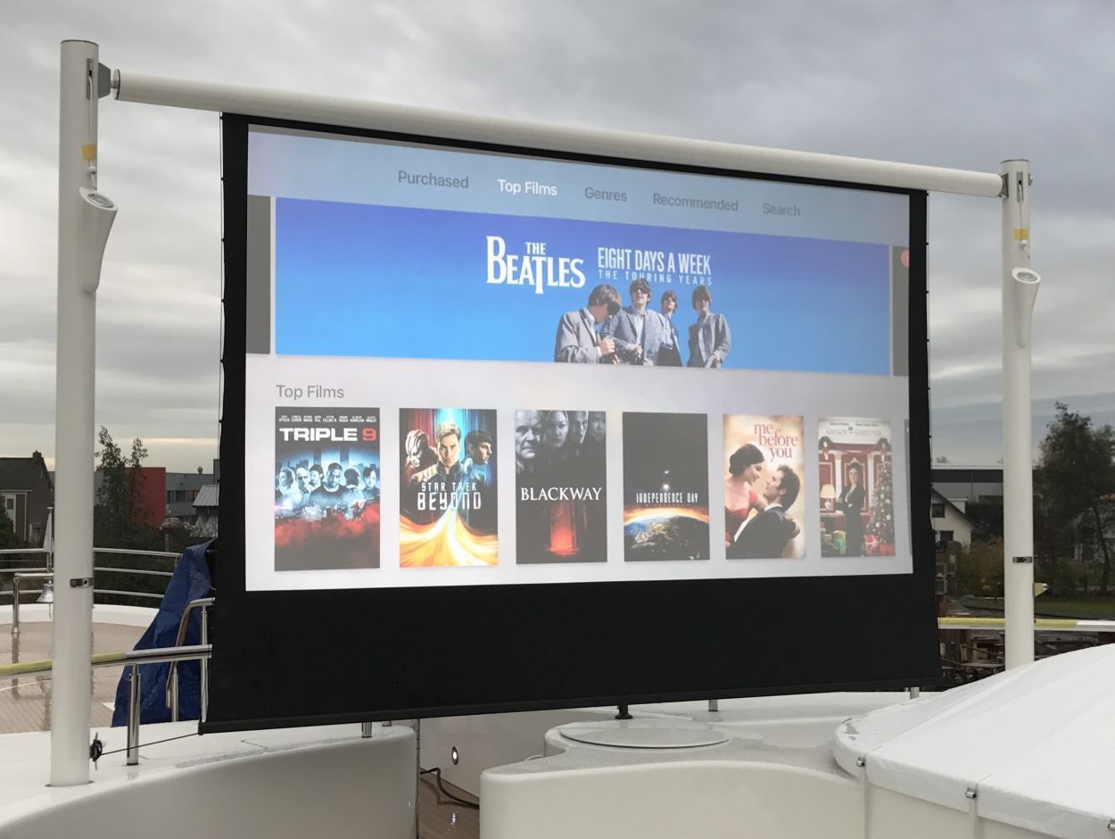 Yacht screen - proSCREEN - Reckmann Yacht Equipment GmbH - projection ...