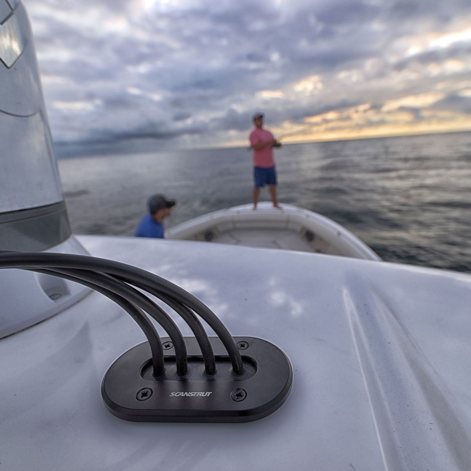 Boat through-deck gland - DS-LP-MULTI-BLK - Scanstrut