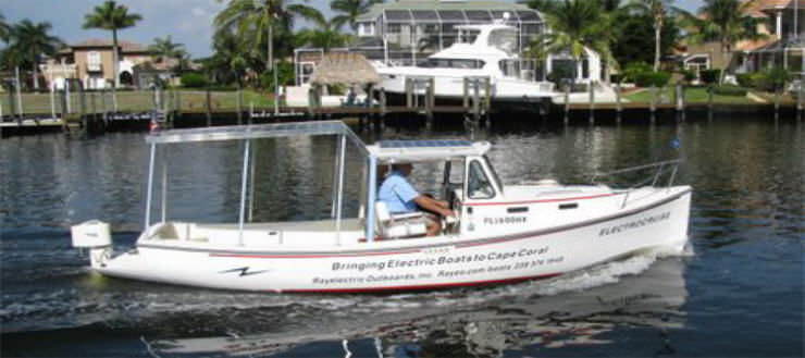 Outboard cabin cruiser - ElectroCruise - Ray Electric Outboard - solar ...