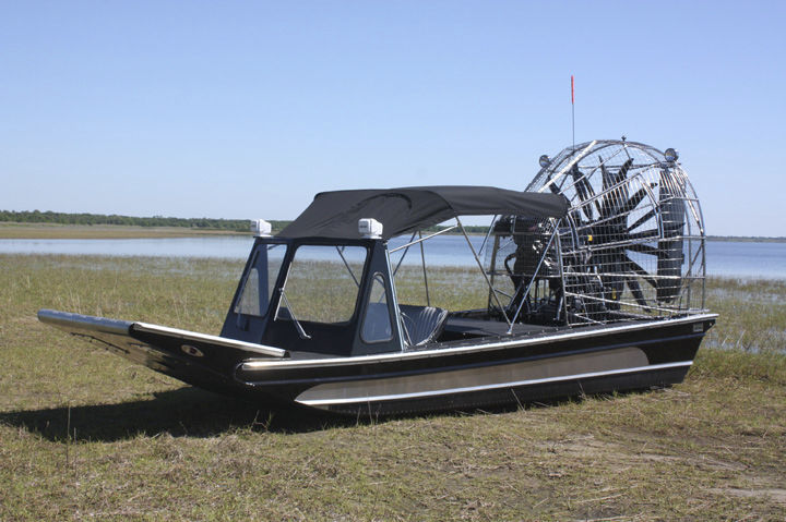 Private airboat - DIAMOND BACK - Diamond Back Airboats