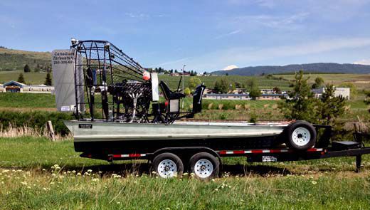 Private airboat - 19X8 SSCR AVATAR - Canadian Airboats
