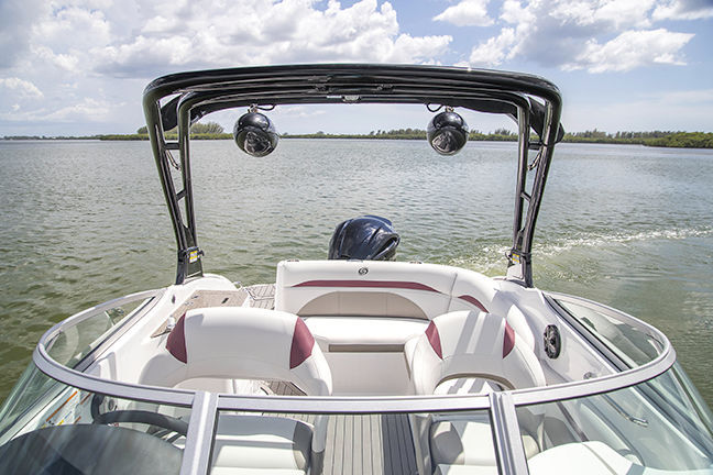 Outboard deck boat - SD 2400 OB - Hurricane - dual-console / wakeboard ...