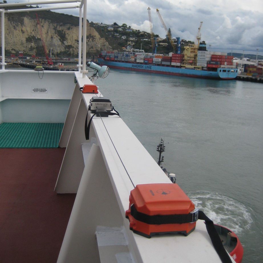 Ship navigation system - CAT MAX - Trelleborg Marine and Infrastructure ...