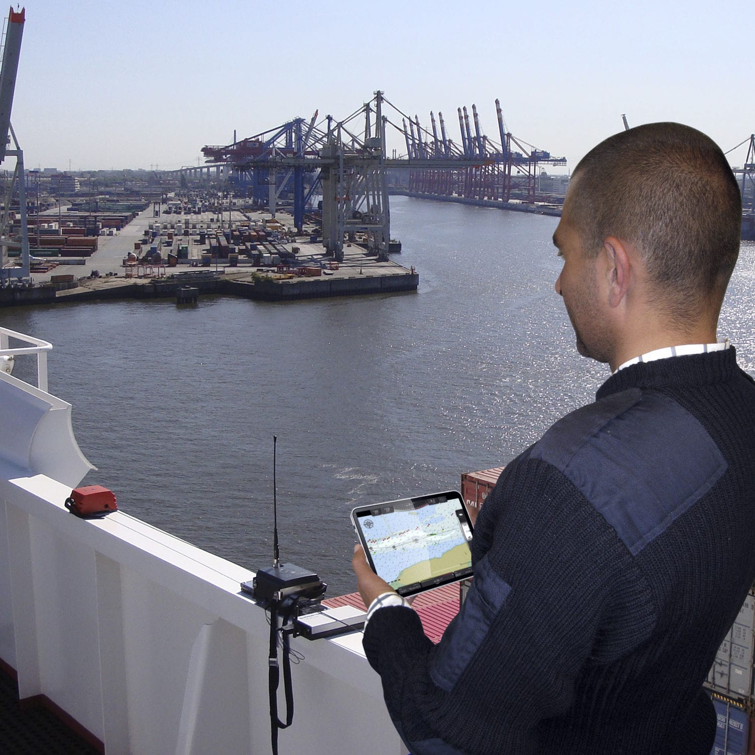 Ship navigation system - CAT MAX - Trelleborg Marine and Infrastructure ...