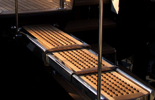 Boat gangway - 1003 series - Opacmare - for yachts / telescopic ...