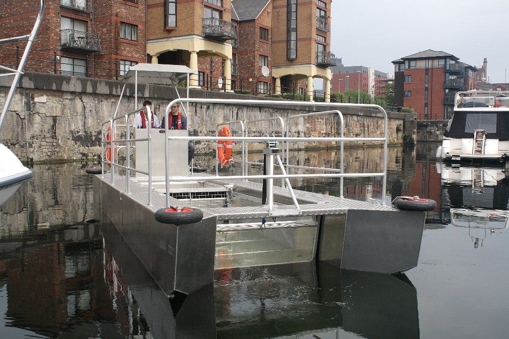 Oil spill recovery boat - 8M BUDDY - Water Witch Workboats - inboard ...