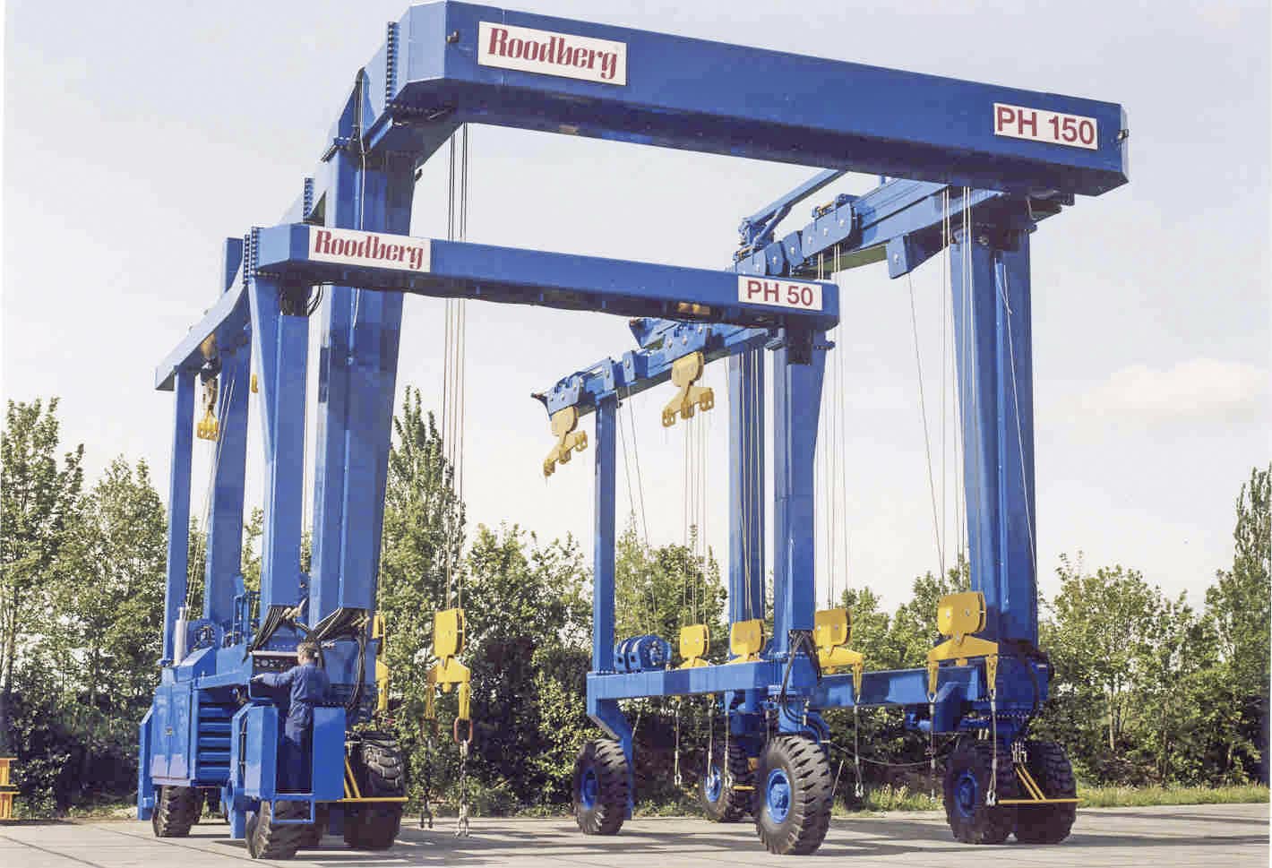 Remotely controlled travel lift - PHP150 - ROODBERG - all-wheel ...