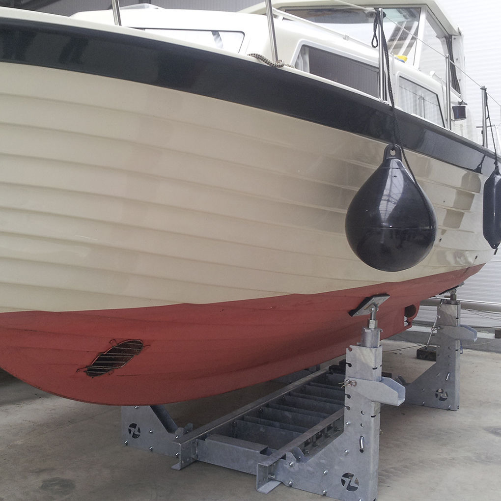 Boat cradle - Four Point - ROODBERG - for motor boats / adjustable ...