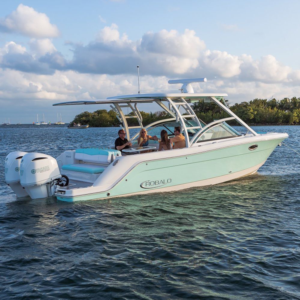 Outboard runabout - R317 - Robalo - twin-engine / bowrider / dual-console