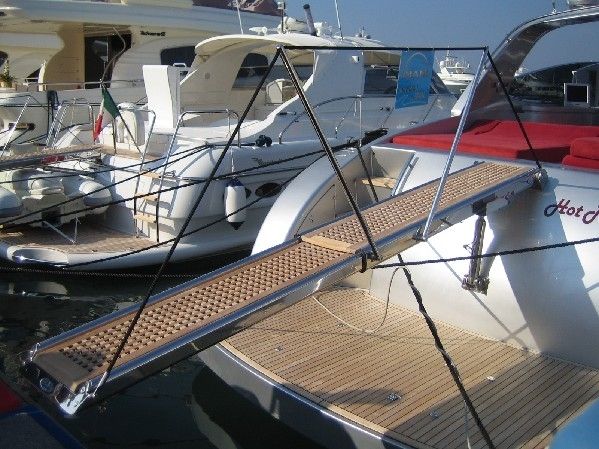 Yacht gangway - ART 27SC2 TAURUS PLUS 2 - Pin-craft - for boat ...