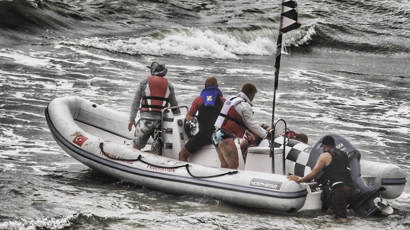 Professional rescue boat - GM 4.8 - NORTHSTAR RIBs - outboard / GRP ...