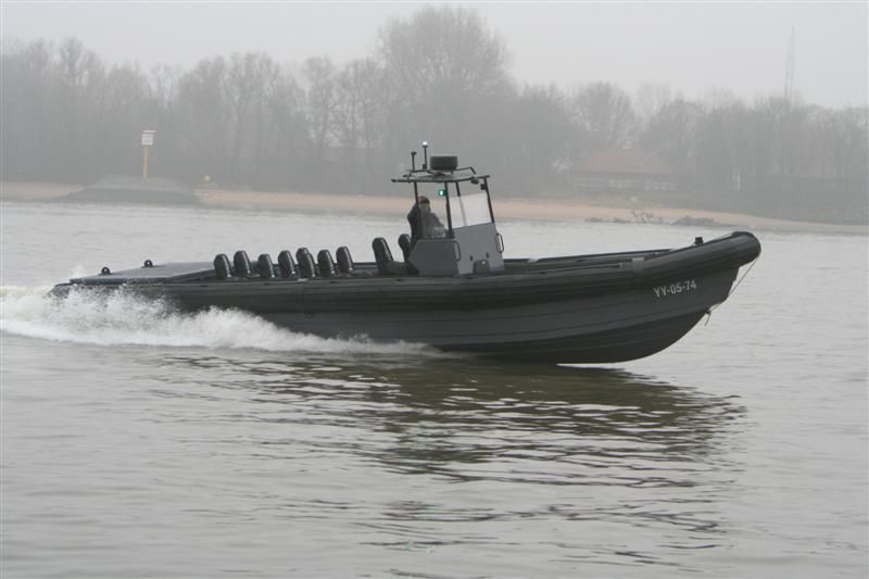 Inboard professional boat - MR-1250 COMMANDO - Madera Ribs - outboard ...