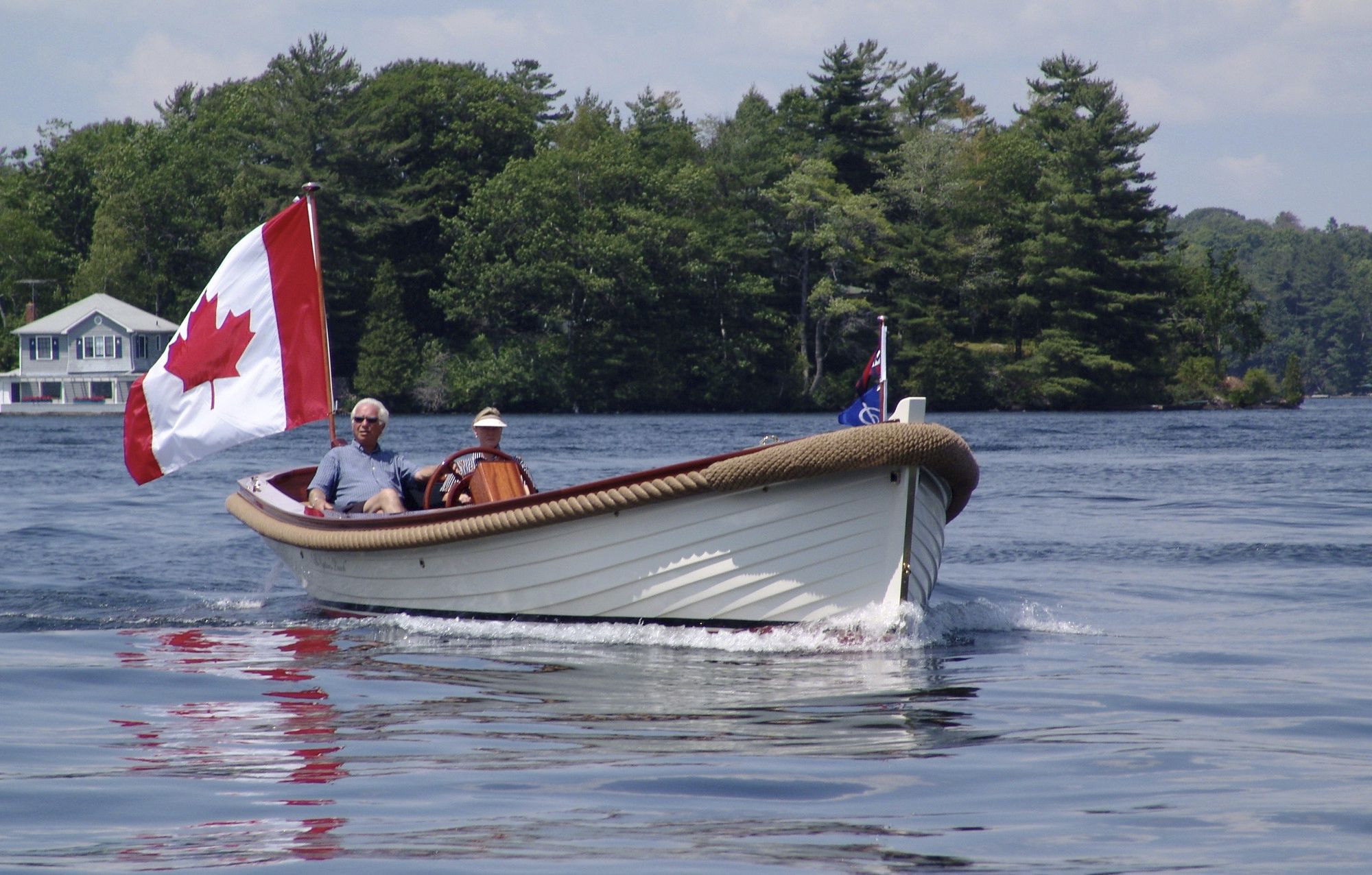 Inboard small boat - CAPTAIN’S LAUNCH - Wajer - center console ...