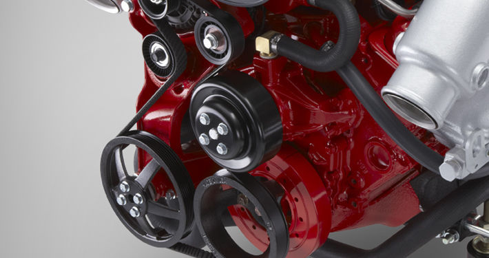 Inboard engine - MV8 5.7L (320 HP @ 5000 RPM) - Ilmor Marine Engines ...