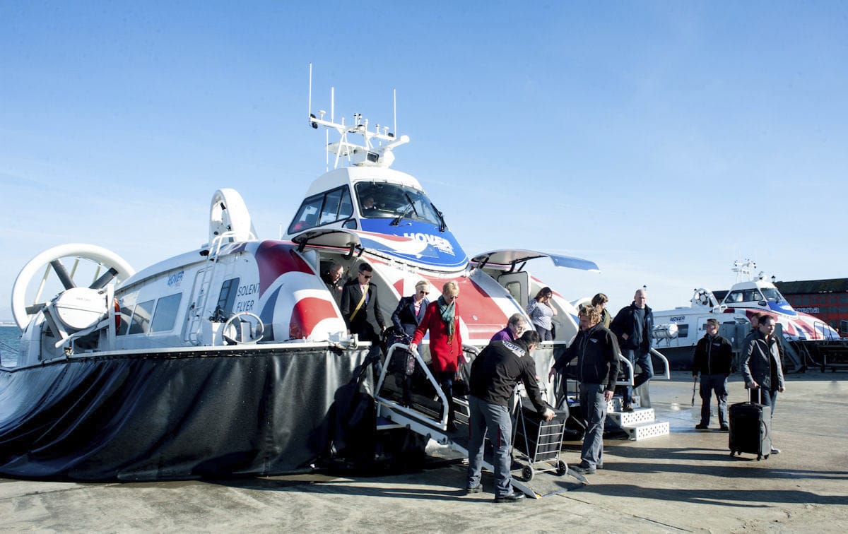 Commercial hovercraft - 12000TD - Griffon Hoverwork - passenger / cargo