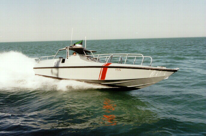 Patrol boat - Cougar Enforcer 40 - Griffon Hoverwork - inboard waterjet ...
