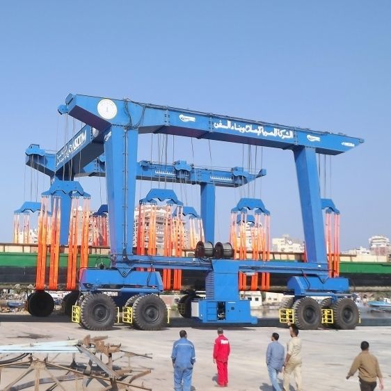 Remotely controlled travel lift - BHT 820 - ABI Trailers - four-wheel ...