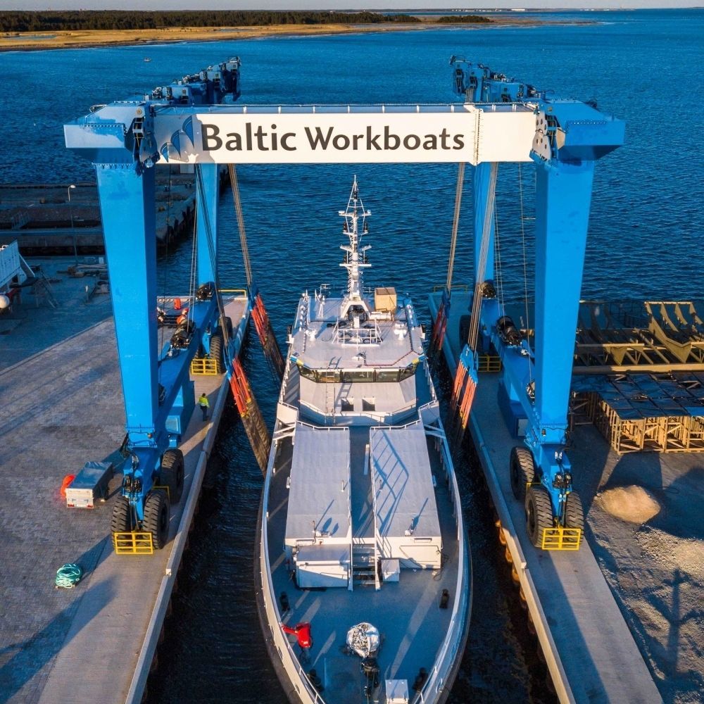 Remotely controlled travel lift - BHT 820 - ABI TRAILERS - for heavy ...