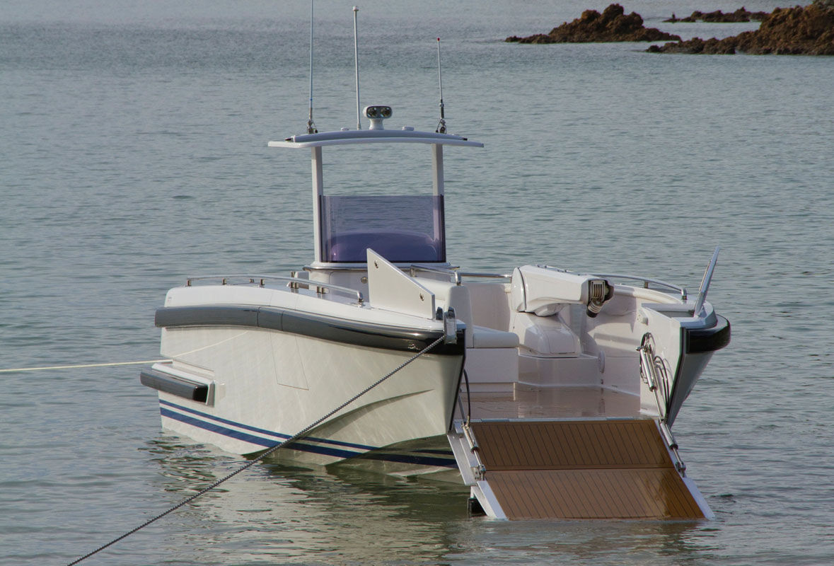 Landing craft professional boat - TT Garcon - Lloyd Stevenson Boat ...