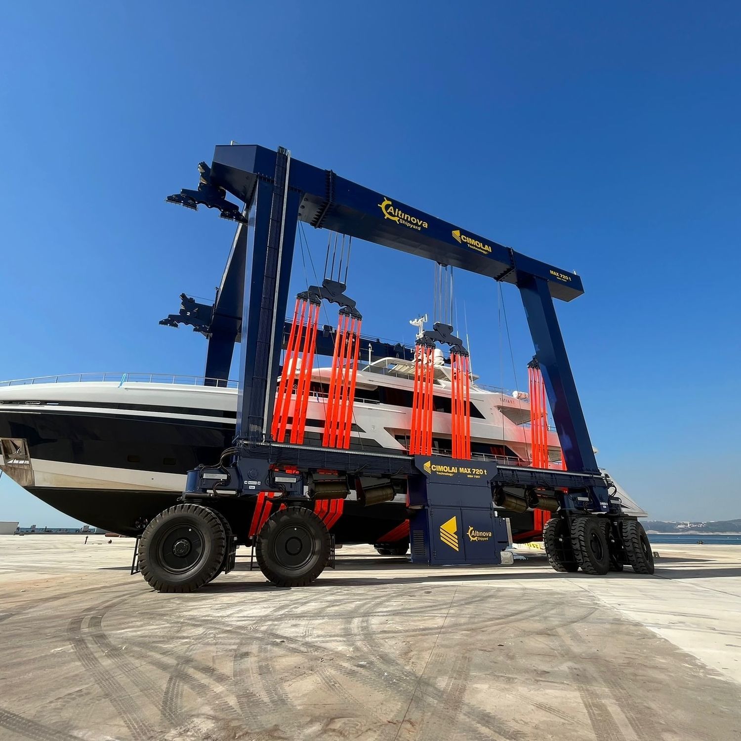 Remotely controlled travel lift - MBH 720 - CIMOLAI TECHNOLOGY SPA ...