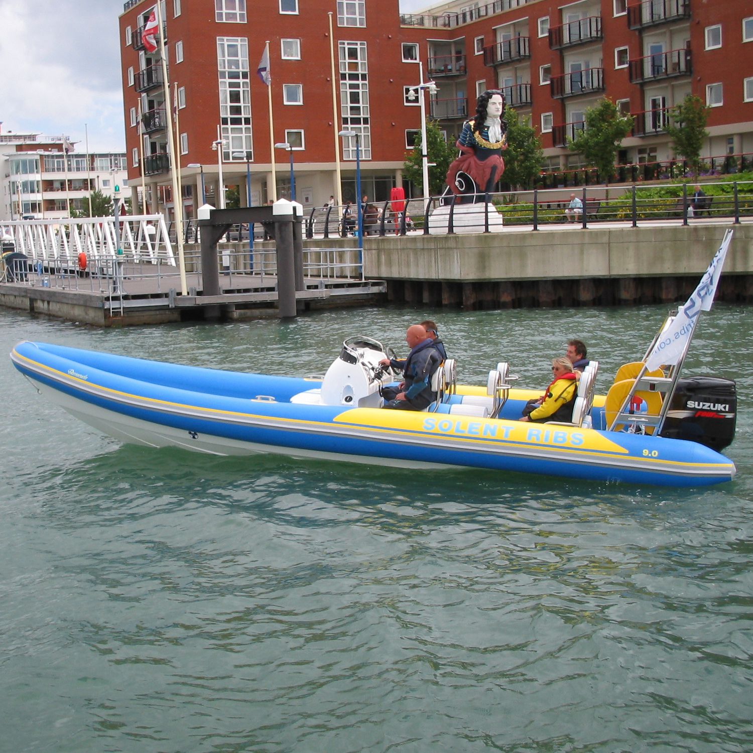 Outboard inflatable boat - RIB 900 - Solent Ribs - rigid / center ...