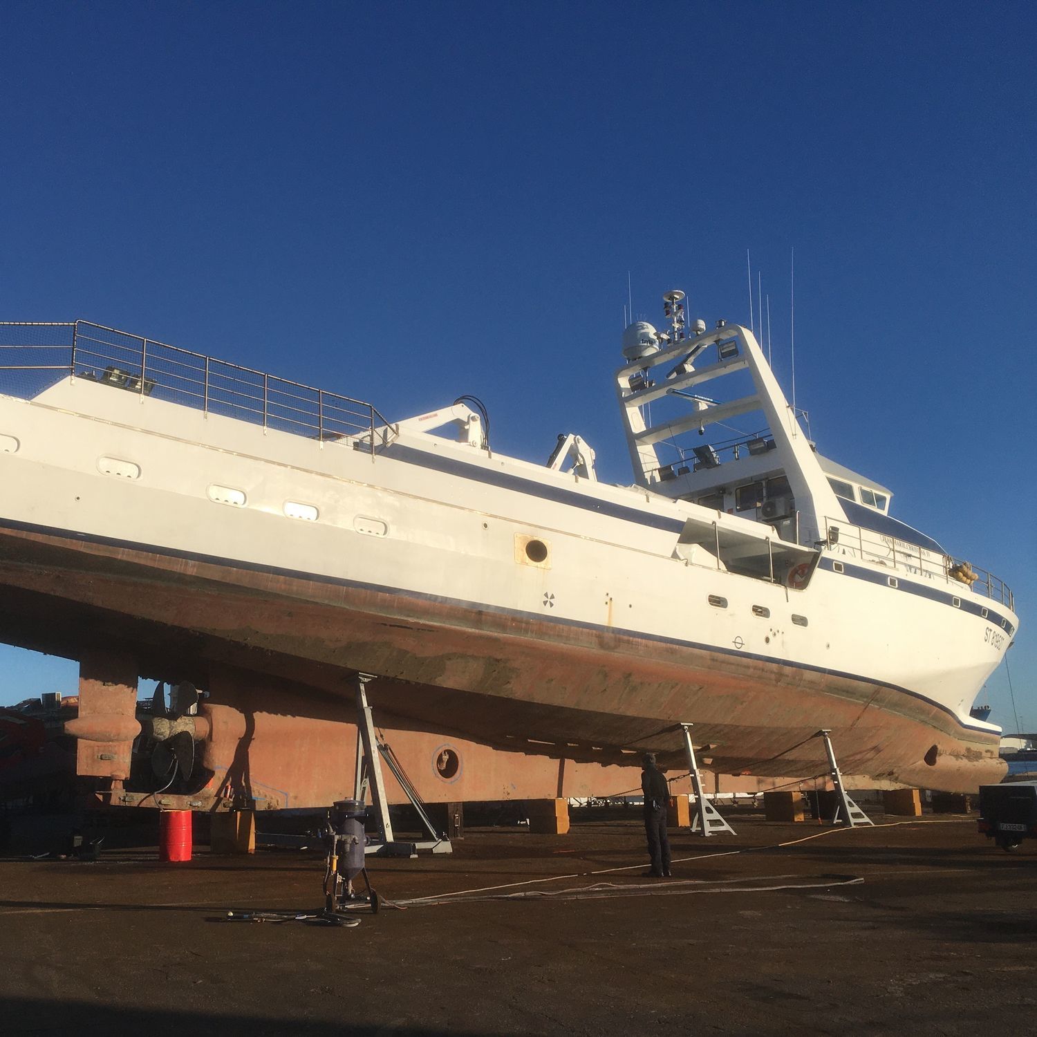 Motor boat boat stand - WUM - Nautipark - adjustable / galvanised steel ...