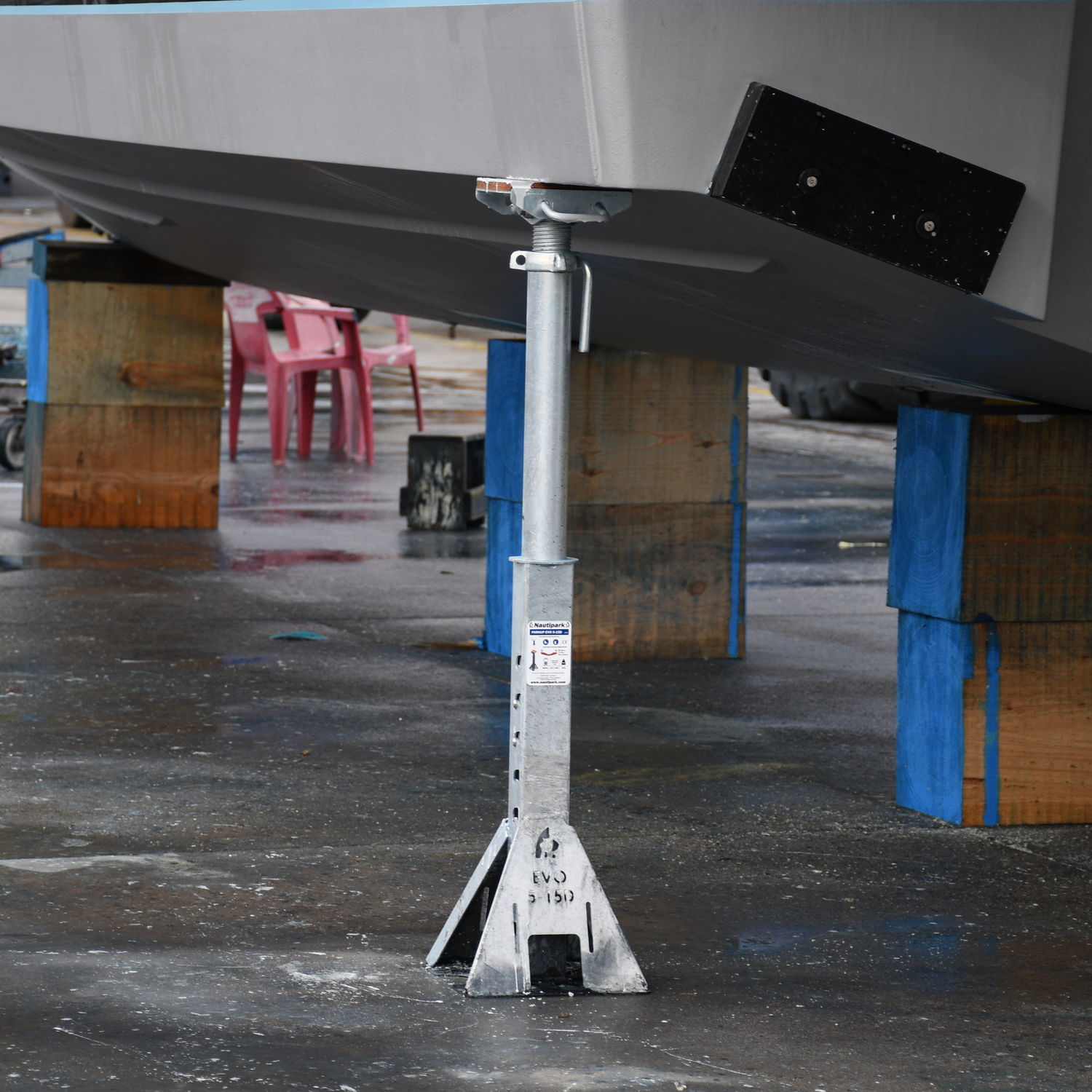 Boat cradle - EVO 5-15D / WU10-22D - Nautipark - for motor boats ...