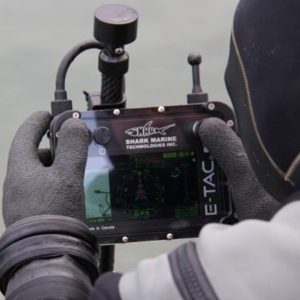 Diver navigation and location system - E-TAC - Shark Marine Technologies