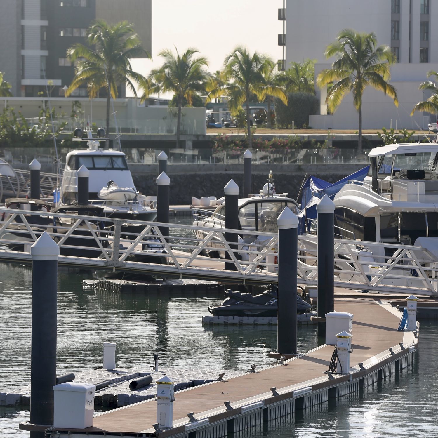 Floating dock - SR2 - Ronáutica Quality Marinas SLU - mooring / for ...