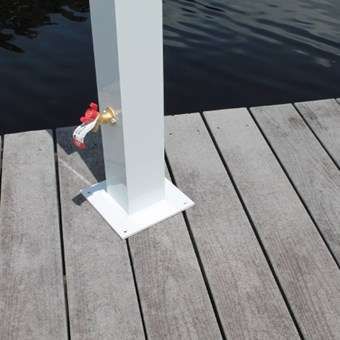 Water supply pedestal / for docks / with hose reel / aluminum - 93161 ...
