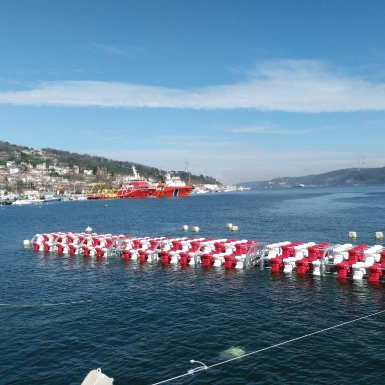 Safety boom - Dock Marine Systems - floating / modular