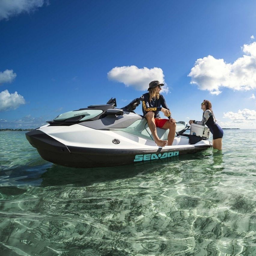 Seated jet-ski - GTI 130 - Sea-doo - three-seater / 130 hp