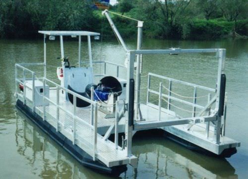 Work boat professional boat - EFFLUENT PONTOON - Marina Dock Systems ...
