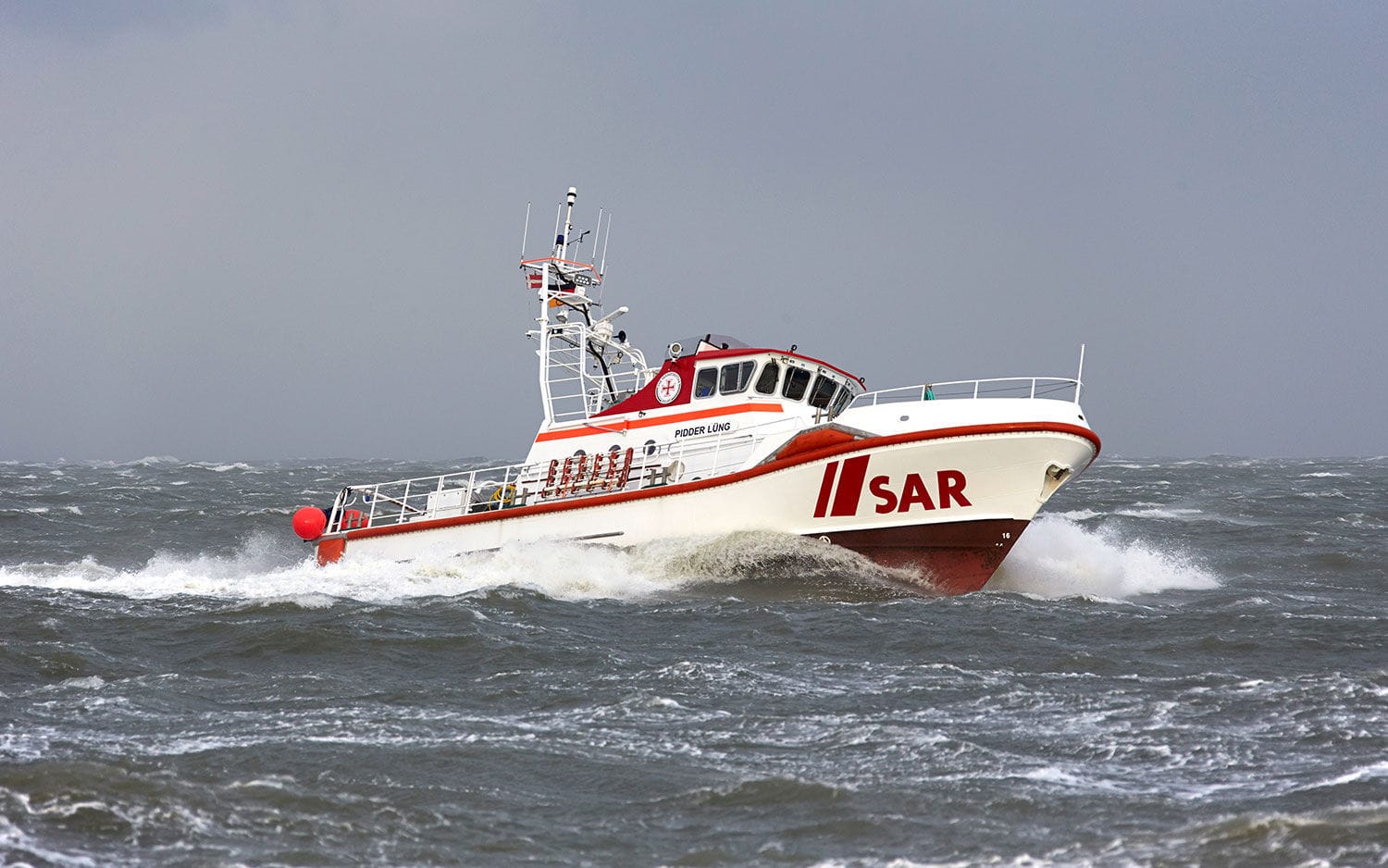 Search and rescue boat professional boat - Eiswette - Fassmer - inboard ...