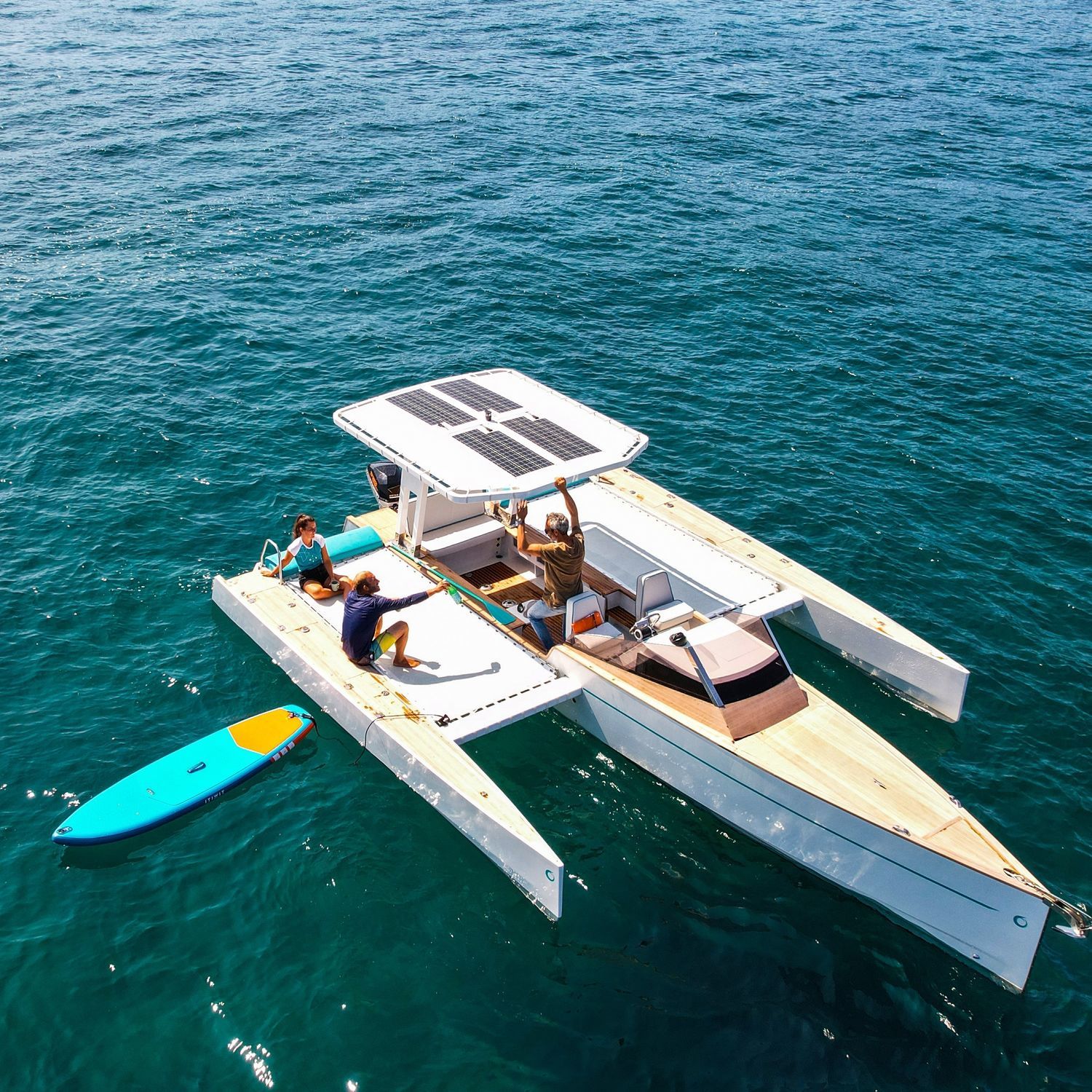 Trimaran day cruiser - Orphie - NOVA LUXE YACHTS - outboard / electric ...