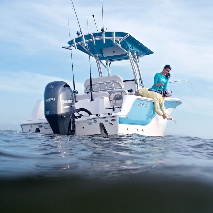 Outboard center console boat - 228 COMMANDER - Sea Fox Boats - sport ...