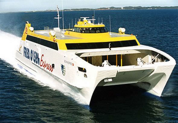Catamaran car ferry - BOCAYNA EXPRESS - Austal USA - high-speed