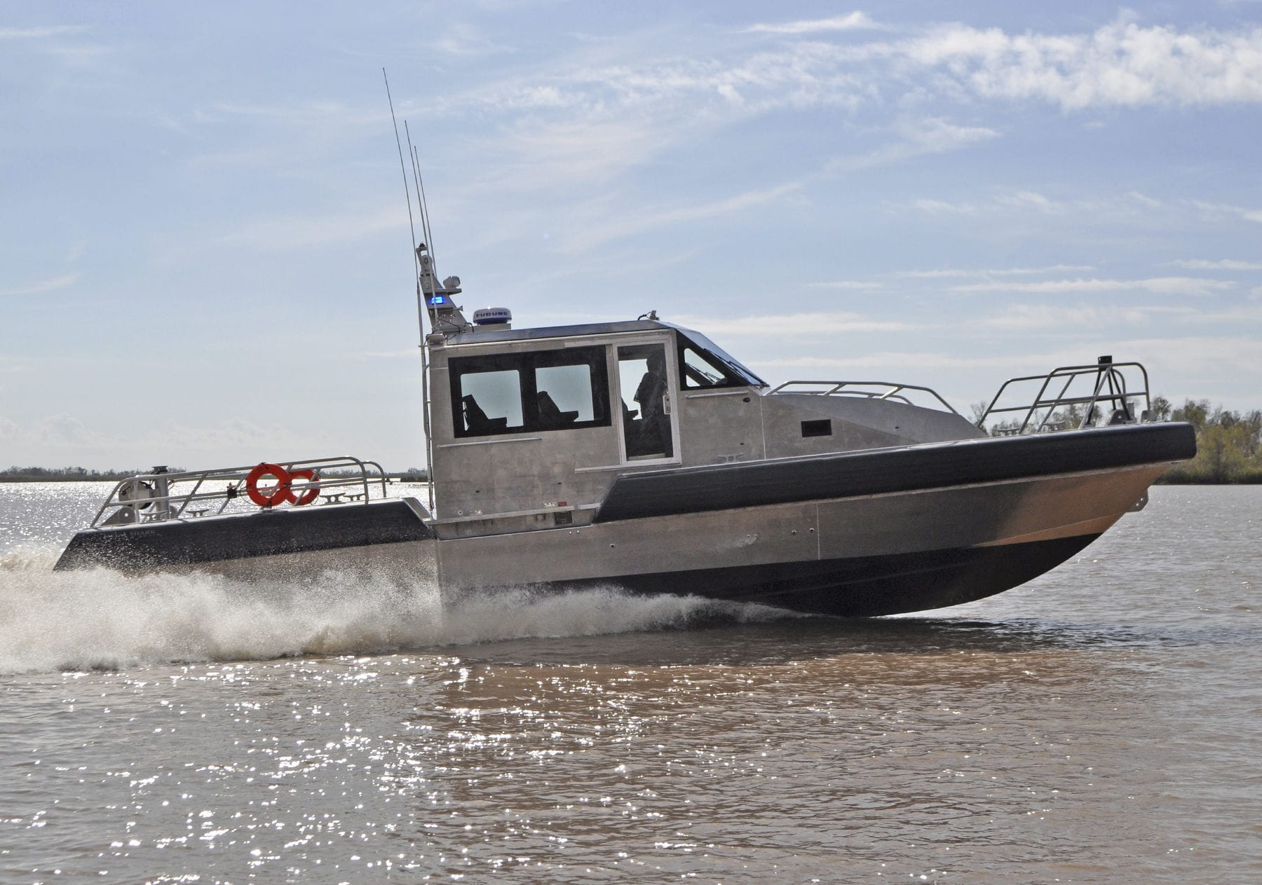 Patrol boat - 45 DEFIANT - Metal Shark Aluminum Boats - inboard ...