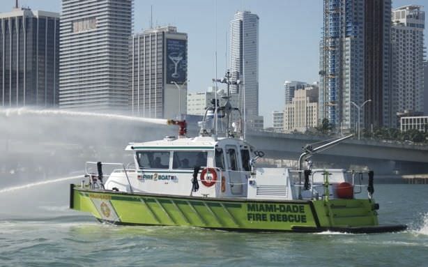 Fireboat - FireStorm 36 - Metalcraft Marine Inc - inboard waterjet ...