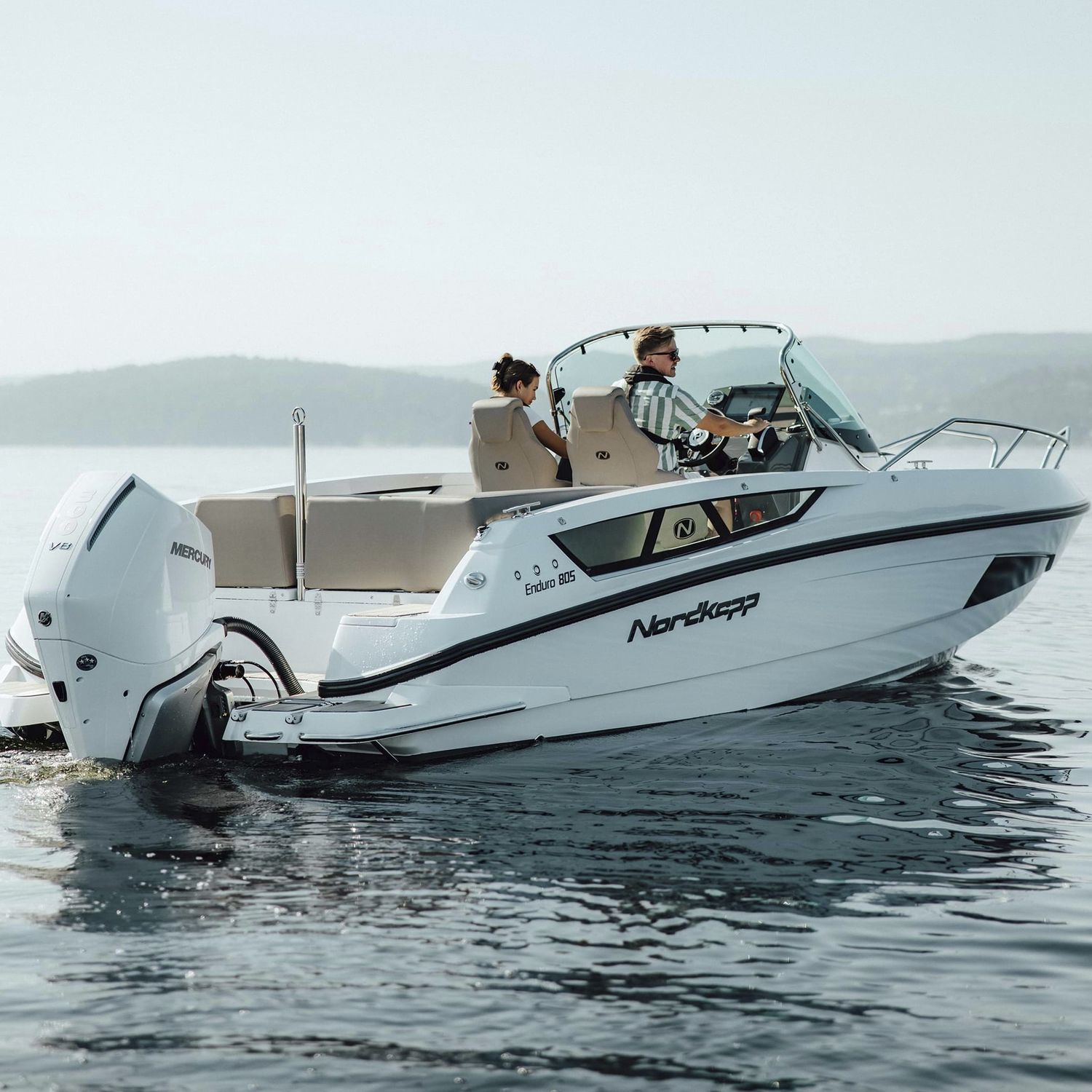 Outboard center console boat - ENDURO 805 - Nordkapp Boats - bowrider ...