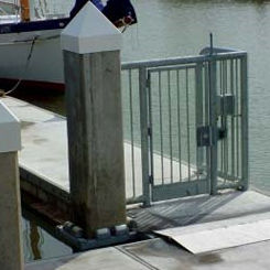 Dock gate - Topper Industries