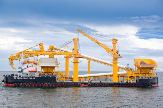 Floating crane - CBG-series - Liebherr-International Deutschland ...