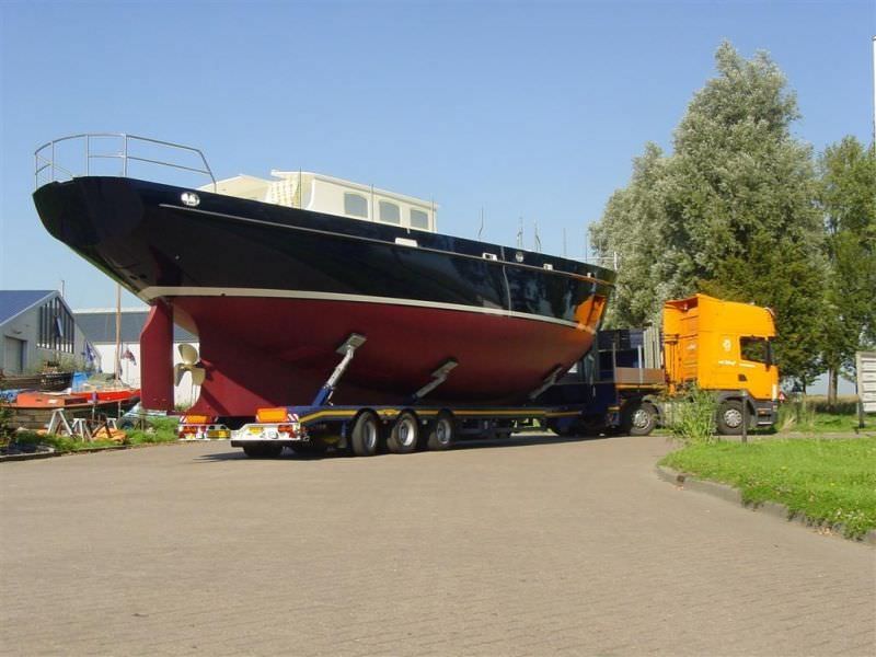Heavy haul trailer - SEMI - Broshuis - for boat / low-profile