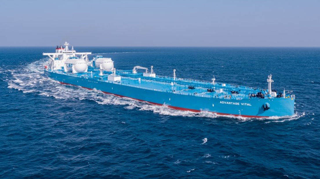 Oil tanker cargo ship - VLCC - Hanwha Ocean - VLCC