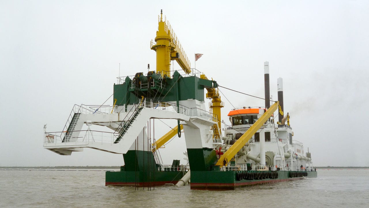 Cutter-suction dredge special vessel - 7025 - Royal IHC