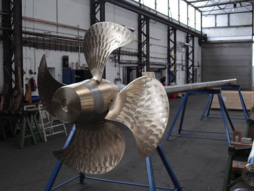 Ship propeller - CPP - Schaffran Propeller + Service - variable-pitch ...