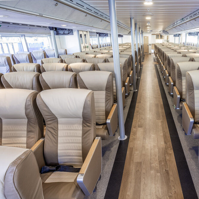 Passenger ship seat - WM 1000 EXECUTIVE - West Mekan - with armrests ...