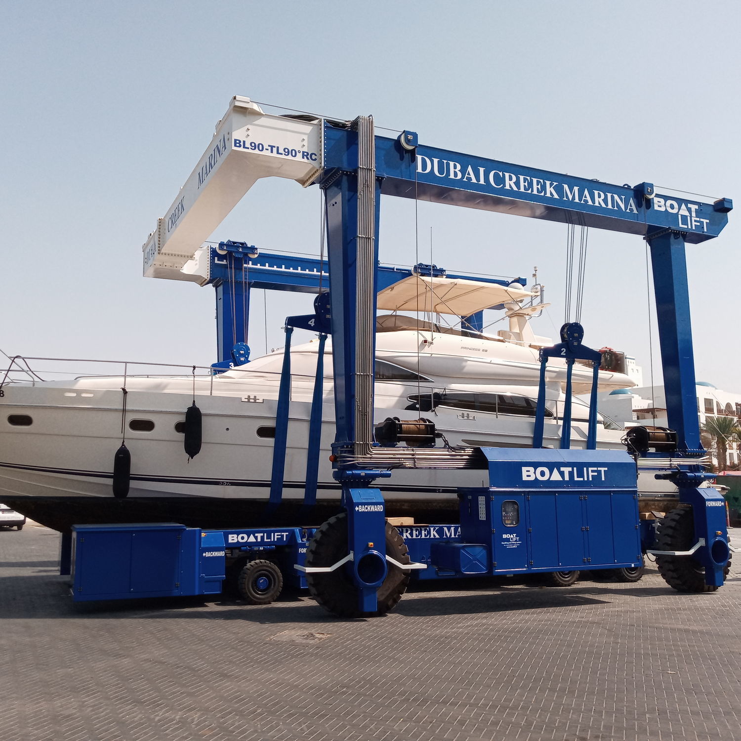 Remotely controlled travel lift - BL90TL-90°RC - BOAT LIFT - all-wheel ...